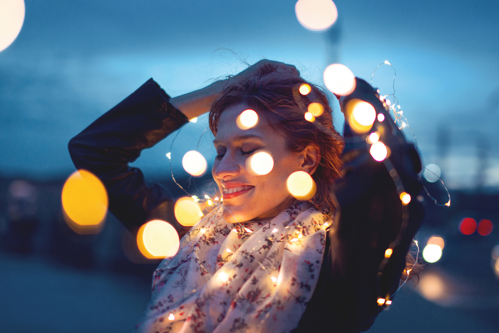 CMS vs DXP: Decoding the Differences for Digital Success | Sitecore CMS vs DXP: Decoding the Differences for Digital Success | Sitecore